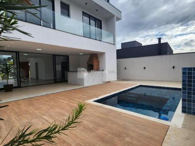 Sobrado à venda em Taubaté, Loteamento Residencial Fazenda Casa Grande, com 3 suítes, com 248.95 m²