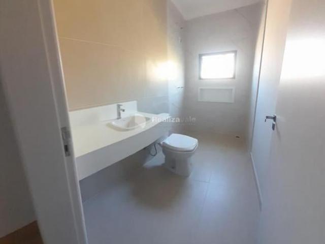 Sobrado à venda em Taubaté, Monte Belo, com 3 suítes, com 209 m², Cataguá Way Norte