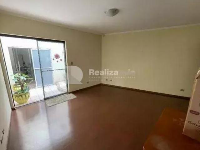 Sobrado à venda em Taubaté, Parque das Flores, com 5 quartos, com 430 m²