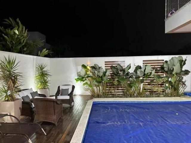 Sobrado à venda em Taubaté, Piracangaguá, com 3 suítes, com 368 m², Residencial OuroVille
