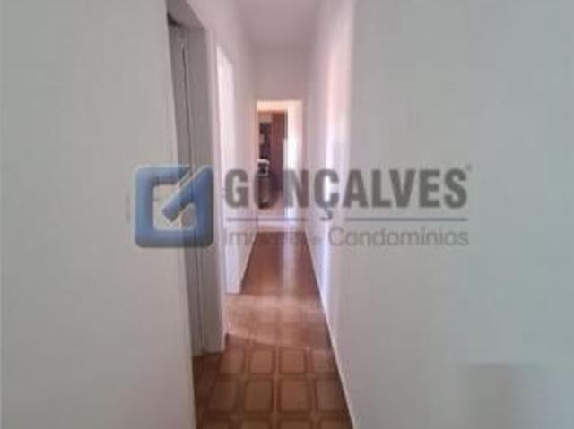 Sobrado à Venda em Taboão, São Bernardo do Campo – 3 Quartos, 2 Vagas