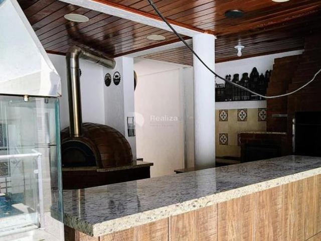 Sobrado à venda em Tremembé, Parque das Flores, com 3 quartos, com 350 m²