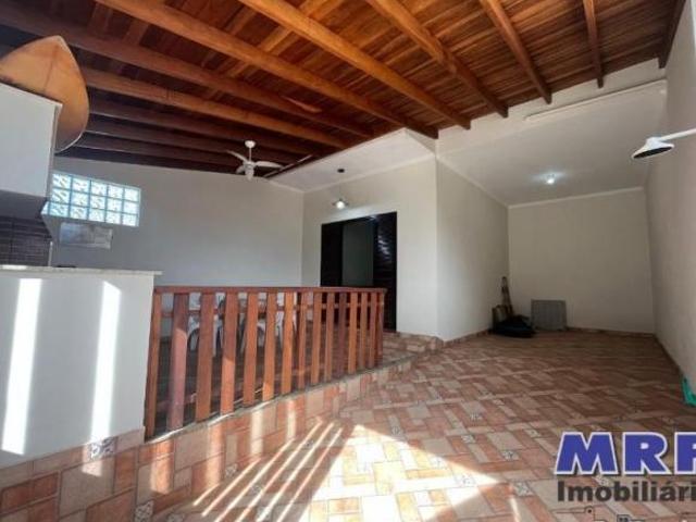 Sobrado a venda em Ubatuba, bairro Jardim Beira Rio com 2 dormitórios, aceita financiamento