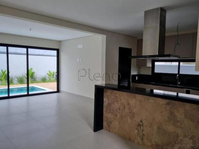 Sobrado à venda em Valinhos, Condominio Portal do Jequitiba, com 3 suítes, com 250.98 m²