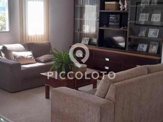 Sobrado à venda em Valinhos, Condomínio Residencial Terras do Oriente, com 2 quartos, com 235 m²