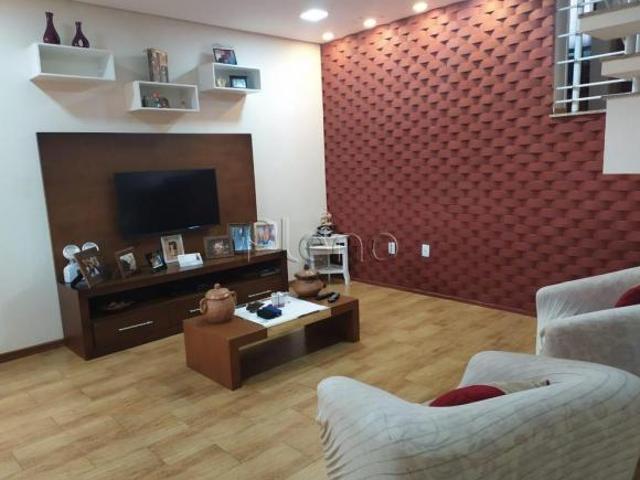 Sobrado à venda em Valinhos, Condominio Santa Tereza, com 3 suítes, com 255 m²