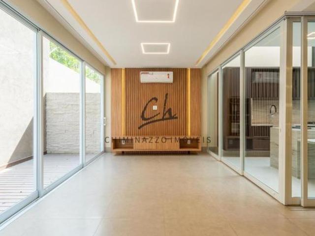 Sobrado à venda em Valinhos, Chácaras Silvania, com 3 suítes, com 134.23 m², Quinta das Parreiras