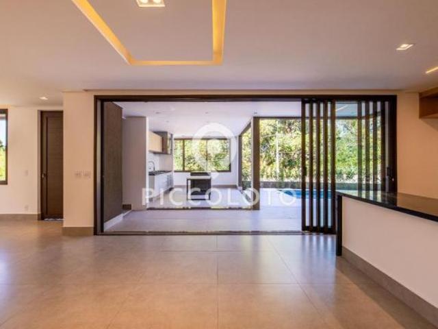 Sobrado à venda em Valinhos, Chácaras Silvania, com 3 suítes, com 310 m², Tabapuã