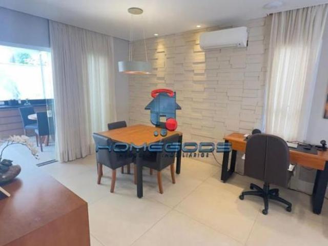 Sobrado à venda em Valinhos, Apaga Fogo, com 3 suítes, com 180 m², Via Verona