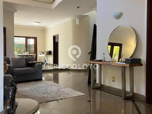 Sobrado à venda em Valinhos, Dois Córregos, com 5 suítes, com 640 m², Green Boulevard