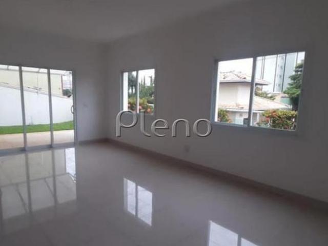 Sobrado à venda em Valinhos, Jardim Alto da Boa Vista, com 3 suítes, com 276.69 m²