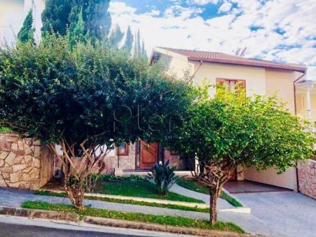 Sobrado à venda em Valinhos, Jardim das Palmeiras, com 3 quartos, com 260 m², Ág