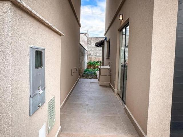 Sobrado à venda em Valinhos, Jardim Santa Helena, com 3 quartos, com 108 m², Vil