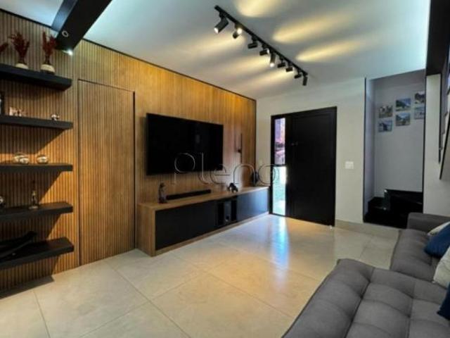 Sobrado à venda em Valinhos, Jardim Santa Helena, com 2 suítes, com 92 m²