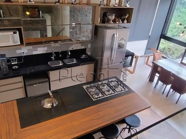 Sobrado à venda em Valinhos, Lenheiro, com 3 suítes, com 301 m², Condomínio Port