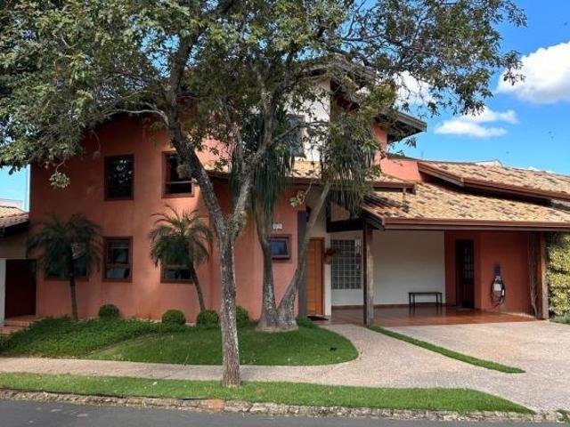 Sobrado à venda em Valinhos, Santa Cruz, com 3 suítes, com 280 m²