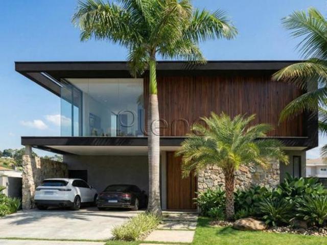 Sobrado à venda em Valinhos, Roncáglia, com 4 suítes, com 260 m², Condomínio Mon