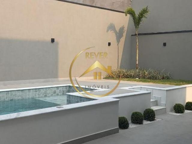 Sobrado à venda em Valinhos, Roncáglia, com 3 quartos, com 241 m², Condominio Residencial Montalcino