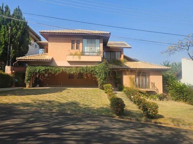 Sobrado à venda em Valinhos, Village Visconde de Itamaracá, com 4 quartos, com 500 m²