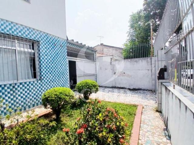 Sobrado à Venda em Veleiros com 4 dormitórios e 3 vagas? São Paulo