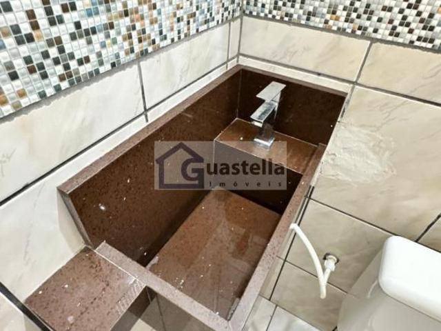 Sobrado à Venda em Vila Camilópolis, Santo André – 229m², 4 Dorms
