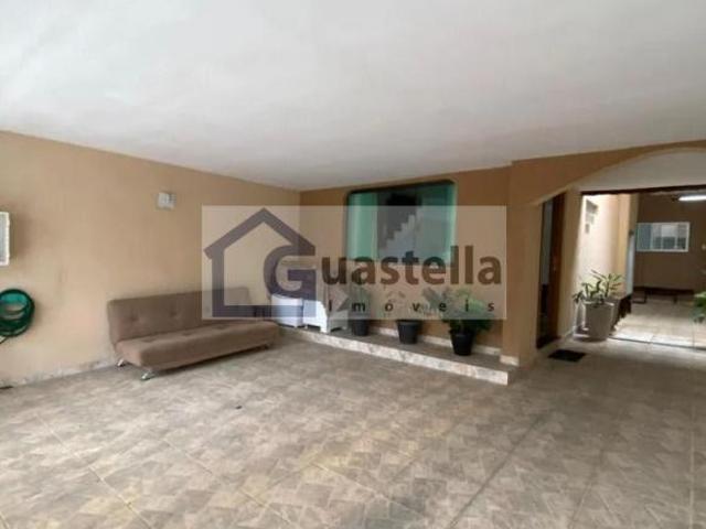 Sobrado à Venda em Vila Camilópolis, Santo André – 229m², 4 Dorms
