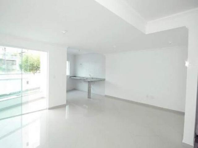 Sobrado à venda em Vila Humaitá, Santo André | 128 m²