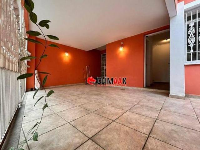 Sobrado à venda em Vila Leopoldina com 144m² construídos, 3 dorm. e 2 vagas Zona Oeste SP