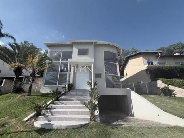 Sobrado à venda em Vinhedo, Cachoeira, com 4 suítes, com 500 m², Residencial Jardim Europa