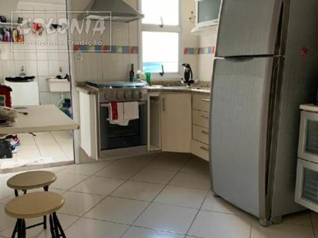 Sobrado a venda Jordanópolis