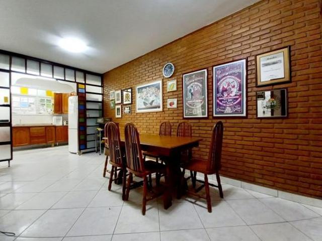 Sobrado à venda, Jardim da Glória, São Paulo, SP Sobrado bem conservado, 3 dormitórios sendo 1 s
