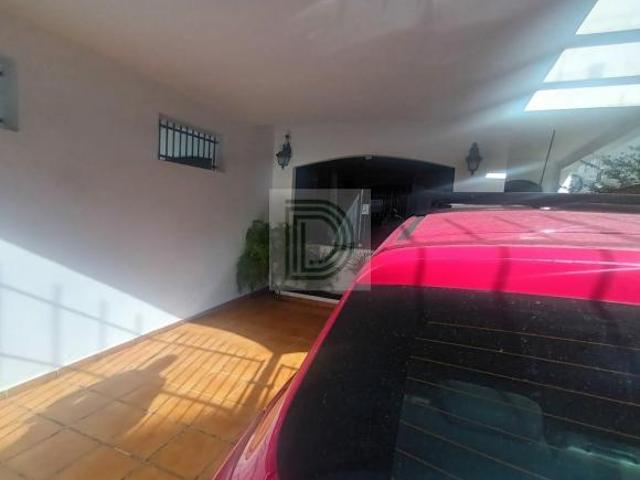 Sobrado à Venda Jardim Guedala Com 3 quartos, sendo 1 suíte