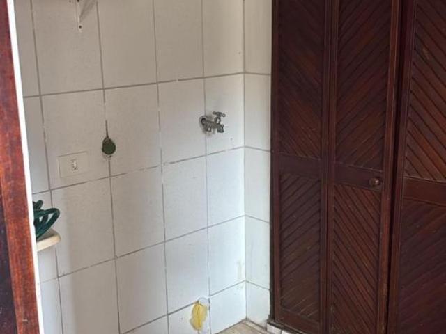 Sobrado à venda Jardim Três Irmãos Taboão da Serra