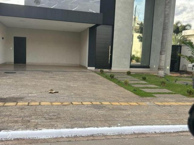 Sobrado à Venda Jardins Madri | Goiânia GO