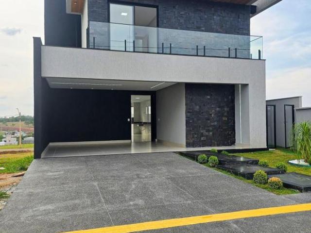 Sobrado à Venda Jardins Parma | Goiânia GO