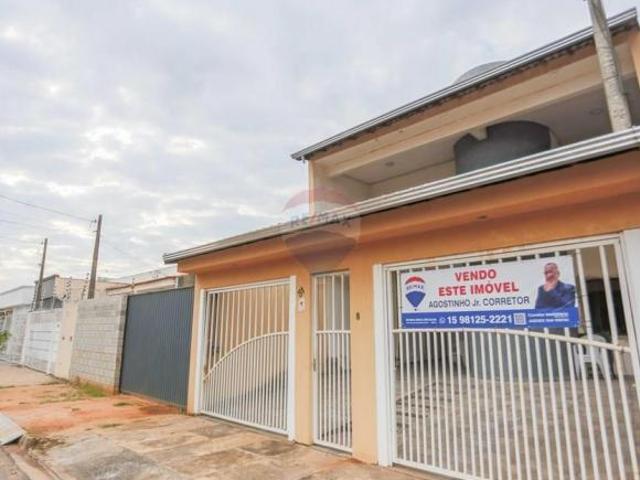 Sobrado à VENDA Jd. Tulipas 3 dormitórios com varanda 1 suíte Sorocaba/SP