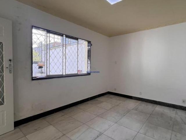 Sobrado à venda ou aluguel 3 quartos 4 vagas Embaré Santos SP