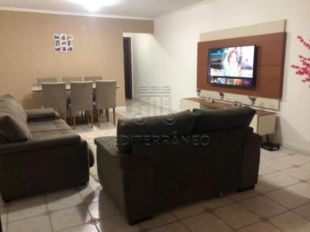 SOBRADO À VENDA LOCALIZADO NO BAIRRO VILA GALVÃO, NA CIDADE DE JUNDIAÍ / SP