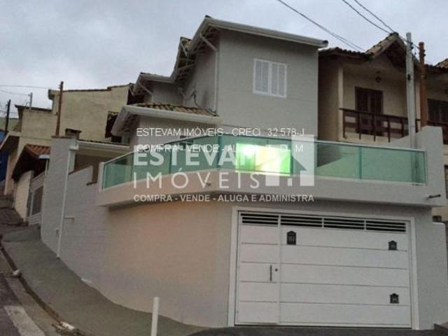 Sobrado a venda, localizado no Jardim Maria Rosa