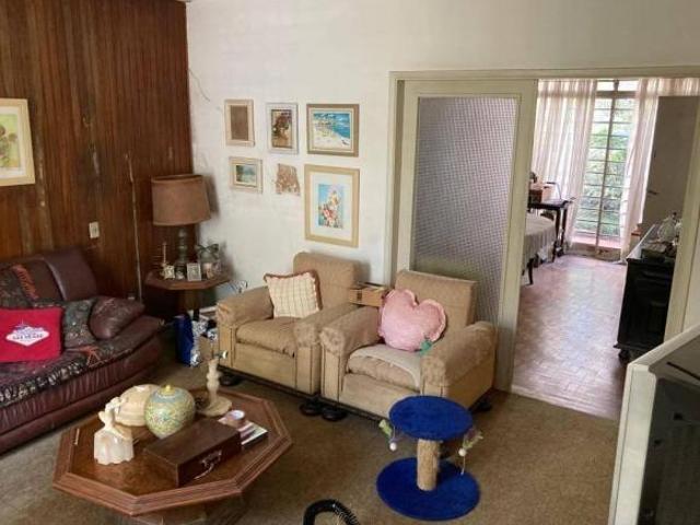 Sobrado à venda, Moema, São Paulo, SP 4 dormitorios, sala dois ambientes, localização excelente, pos