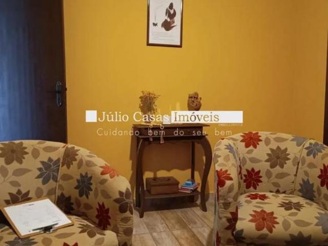Sobrado a venda, muito bem localizado região central, conforto e espaço para toda a família e amigos