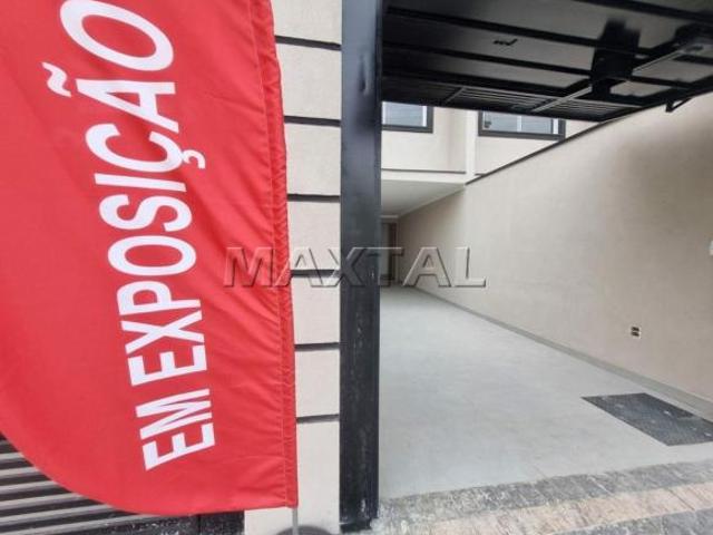 Sobrado à venda Novo com excelente acabamento, 3 suítes e 2 vagas. Próximo Metrô e Avenida Nova