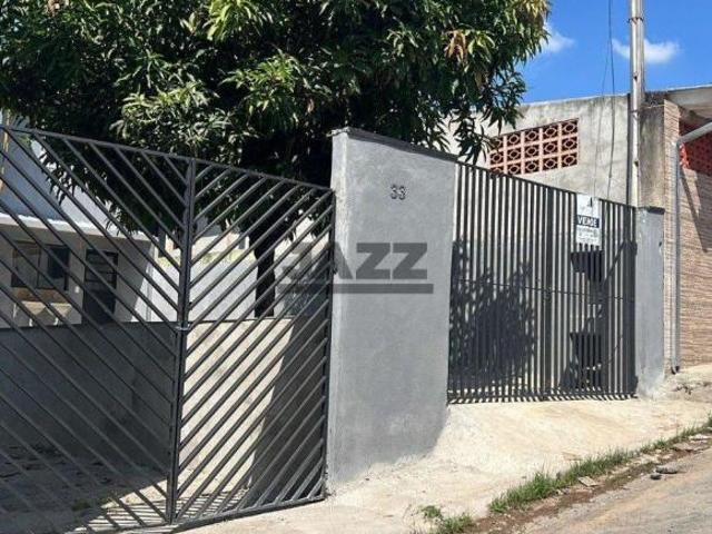 Sobrado à Venda no com 2 Quartos, Excelente Localização e Alto Potencial de Valorização Aceita Fi