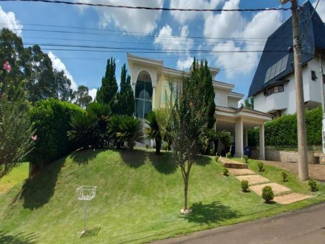 SOBRADO À VENDA NO CONDOMÍNIO VALE DO LAGO TERRENO DE 1.180m² EM SOROCABA