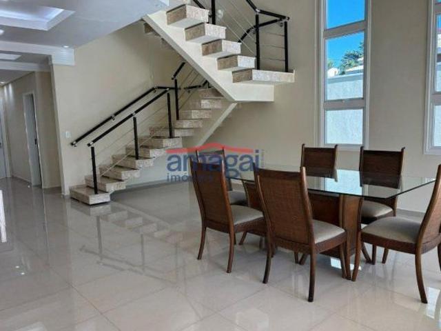 Sobrado à venda no Condomínio Villas de Sant&apos Anna