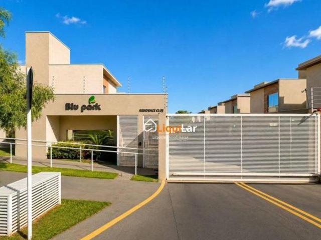 Sobrado à Venda no Condomínio Blu Park com 3 Quartos, Suíte e Rico em Planejados