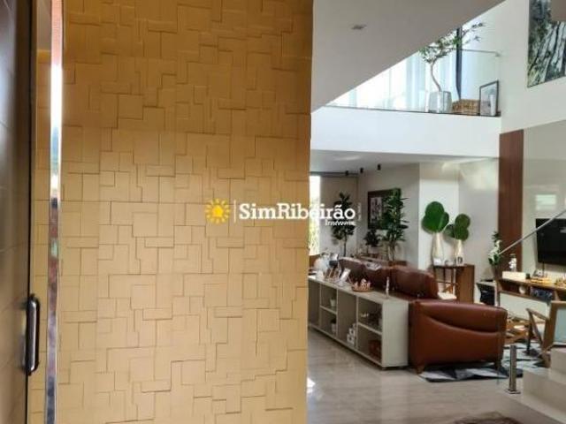 Sobrado a venda no condomínio Buganvile. Bairro Jardim Olhos D&apos Água