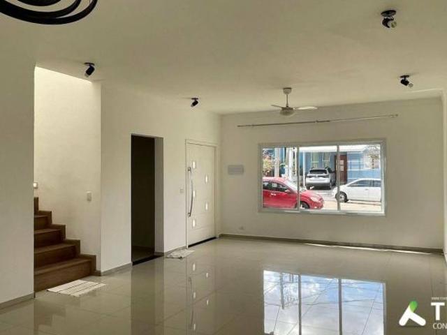 Sobrado a venda no Condomínio Horto Florestal III em Sorocaba/SP