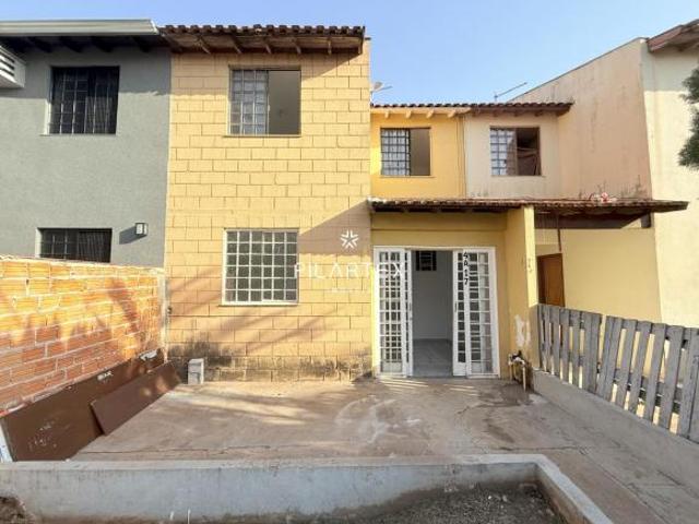 Sobrado a venda no Condominio Ilha Bella Jd. Pioneiros