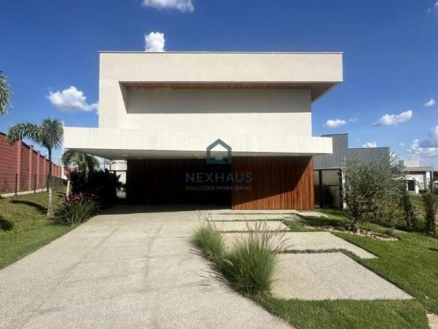 Sobrado á venda no Condomínio Jardins Bolonha, com Área Total de 419,87 m2 e Área Construída de 314